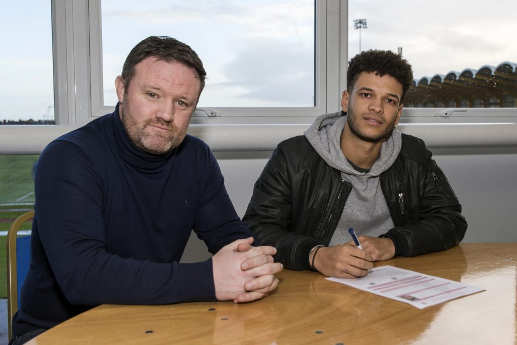 Theo Wharton: Former Hereford midfielder joins Barry Town United - Y ...