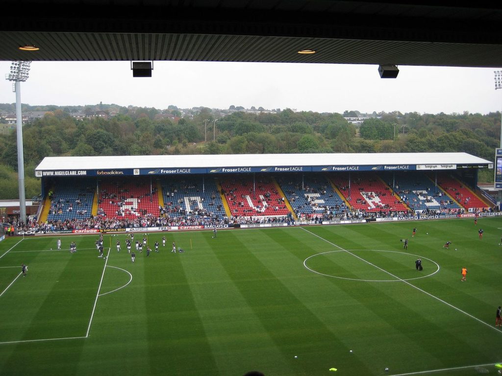 Blackburn Rovers announce signing of Ellie Leek - Y Clwb Pêl-droed